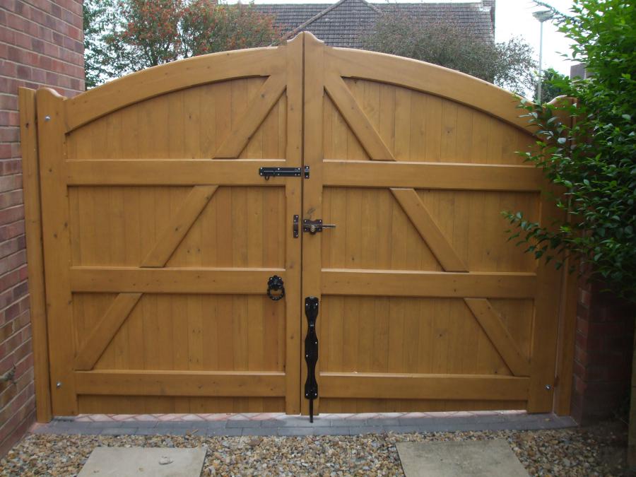 Arch Top Frame, Brace and Ledge (Softwood) - Products - Gates and ...