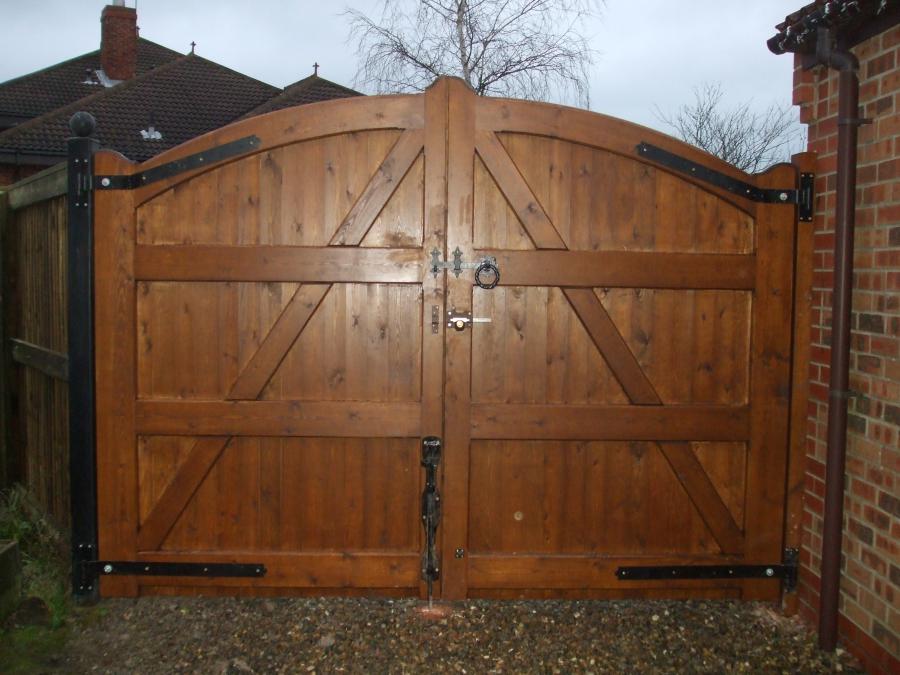 Arch Top Frame, Brace and Ledge (Softwood) - Products - Gates and ...