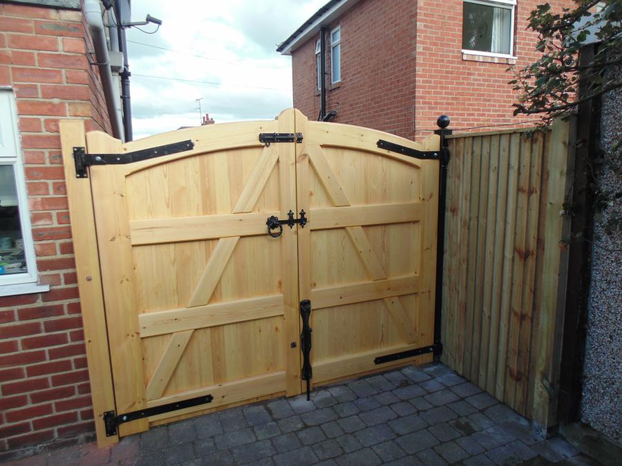 Arch Top Frame, Brace and Ledge (Hardwood) - Products - Gates and ...