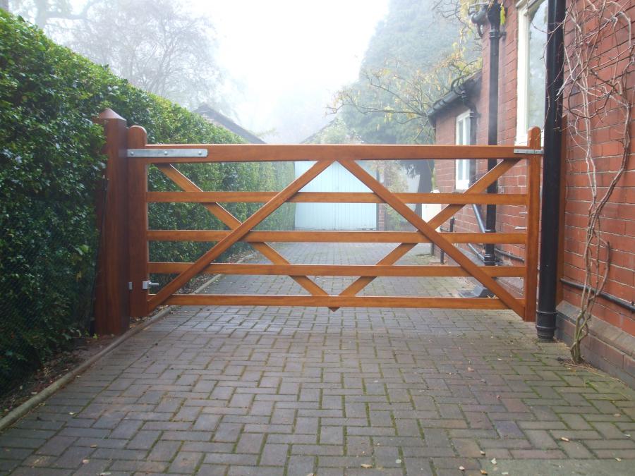 Standard 5 Bar Gates (Hardwood) - Products - Gates and fencing in York ...