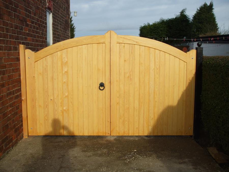 Arch Top Frame, Brace and Ledge (Softwood) - Products - Gates and ...