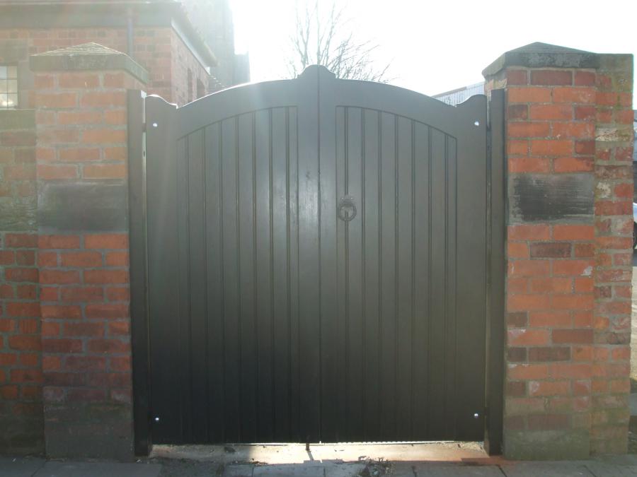 Arch Top Frame, Brace and Ledge (Softwood) - Products - Gates and ...