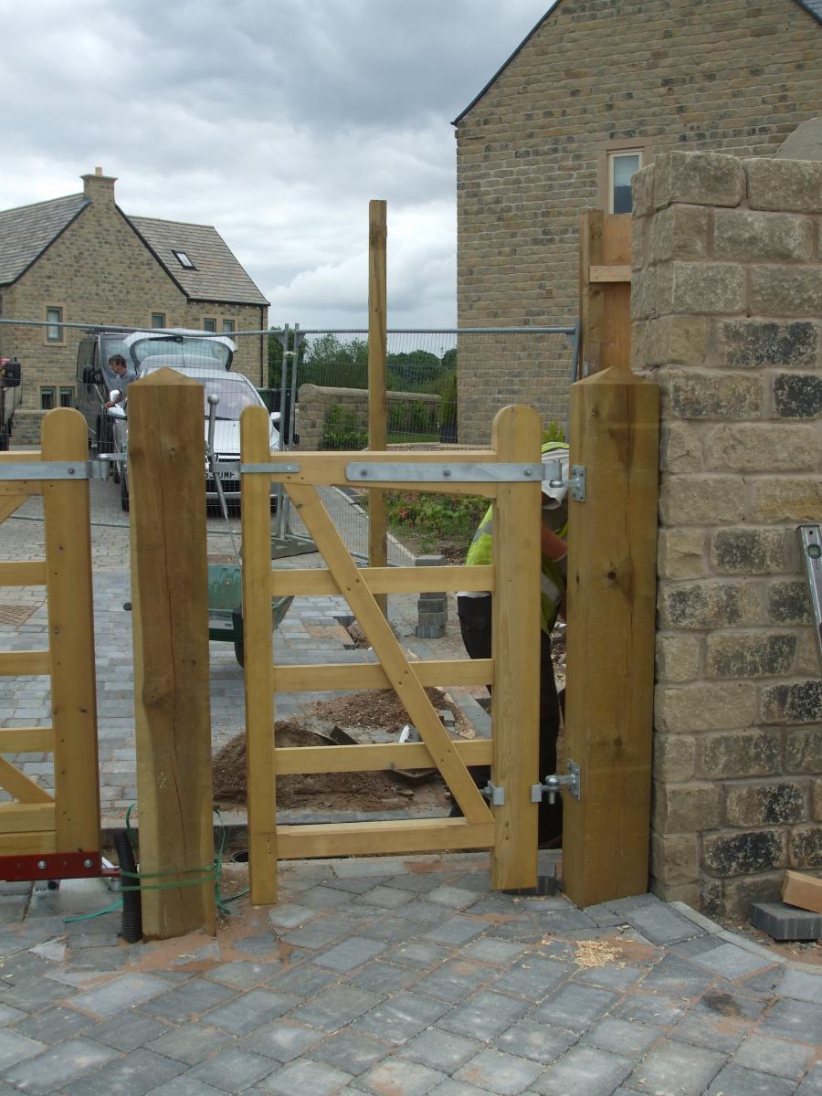 Standard 5 Bar Gates (Softwood) - Products - Gates and fencing in York ...