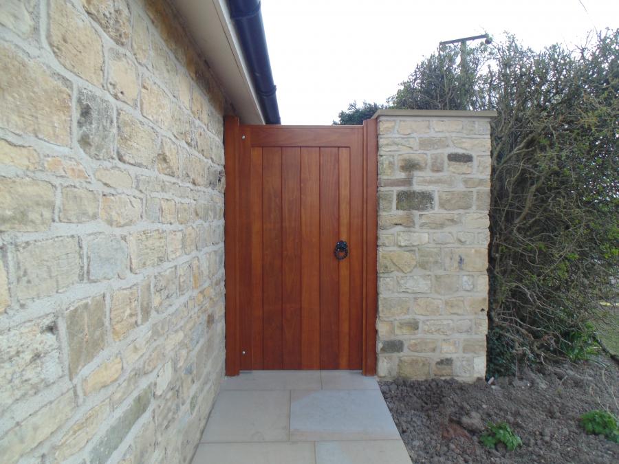 Straight Top Frame, Brace and Ledge, Hardwood - Products - Gates and ...